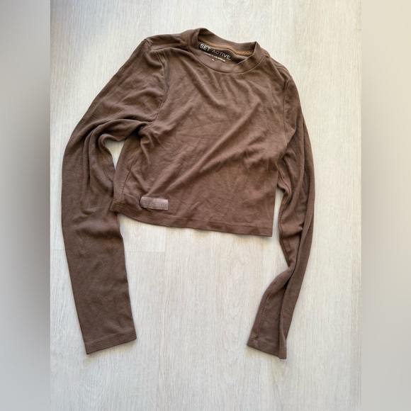 SET Active | Tops | Set Active Cookie Long Sleeve Crop Top | Poshmark